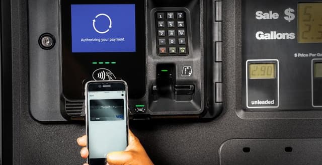 Contactless Payments: The Future of Fuel Transactions